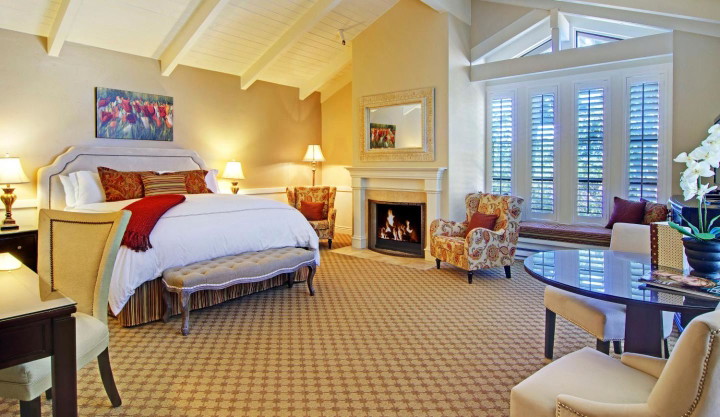 Carriage House Inn - Big Sur, CA