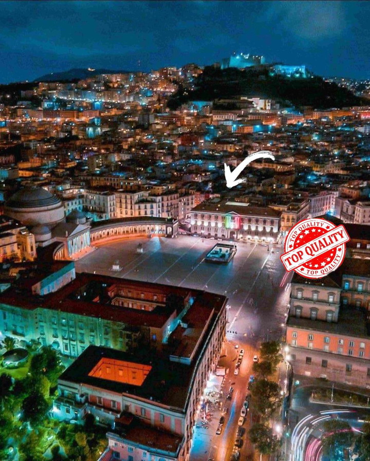 Salotto Partenopeo - Nápoly