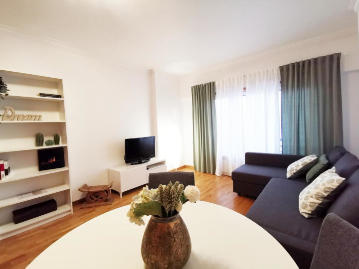 Down Town Apartment - Expo27 - Lumiar