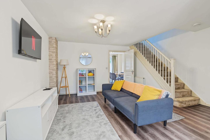 3 Bed Home For Contractors, Free Parking, Sleeps 5 - Warrington