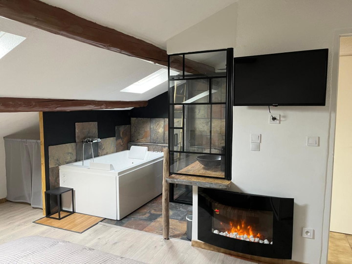 Duplex Lumineux Sur Gde Terrasse, Balneo Double, Parking Privé, Clim, Local Vélos - Le Thor