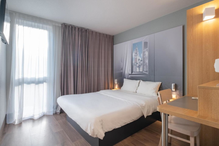 B&b Hotel Lille Tourcoing Centre - Menen