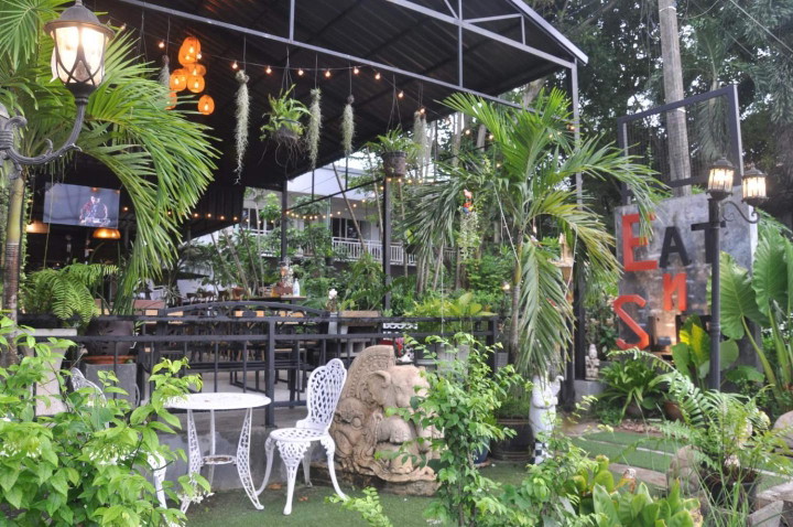Eat N Sleep - Phuket, Thailand