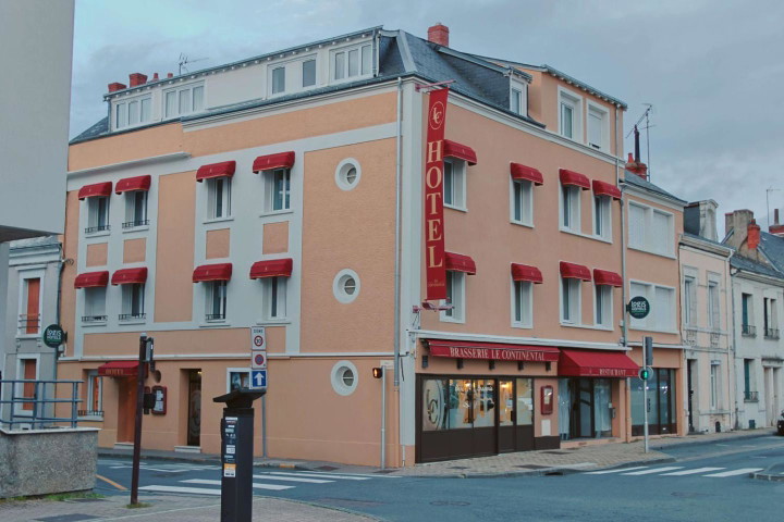 Logis Hôtel Restaurant Le Continental - Châteauroux