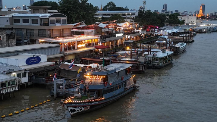 Sabai Sabai Liveaboard Bangkok - Bangkok