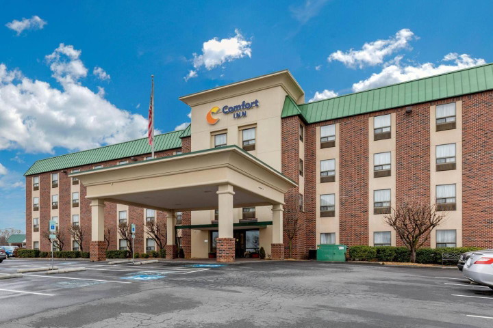 Comfort Inn Aikens Center - Harpers Ferry, WV