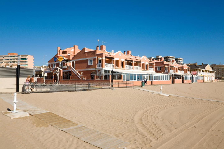 Lloyds Beach Club - Costa Blanca