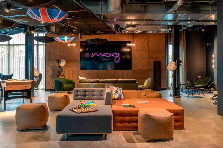 Moxy London Heathrow Airport - Hounslow