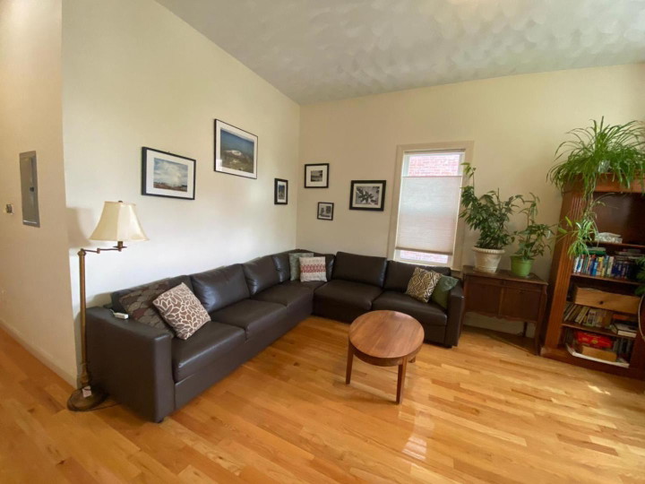 2 Bedroom Boston Condo In Jamaica Plain With Parking - Lexington, MA