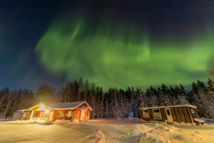 Old Pine Husky Lodge - Finnland