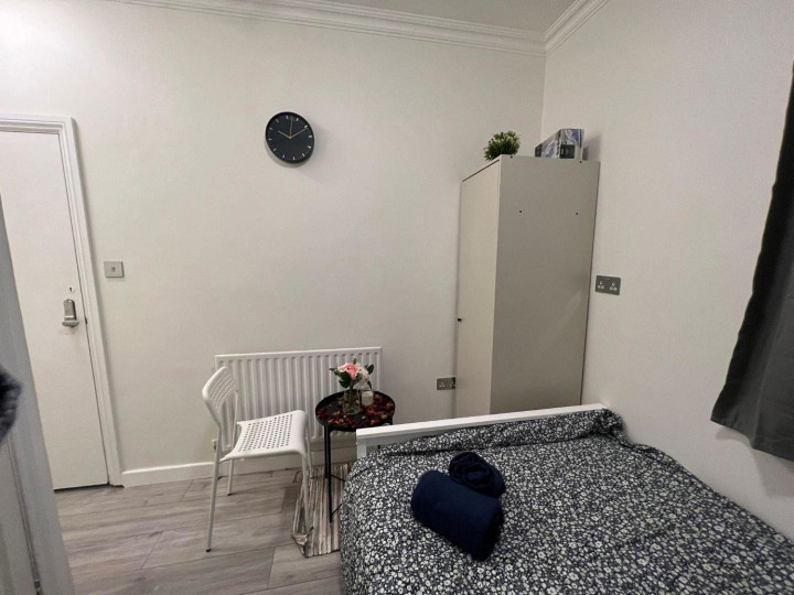 Studio - Sleeps 2 - Acton Park & Stn Close - Twickenham