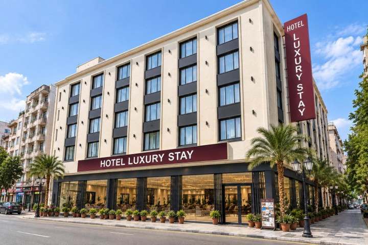 Hotel Luxury Palace Igi Airport Delhi - New Delhi