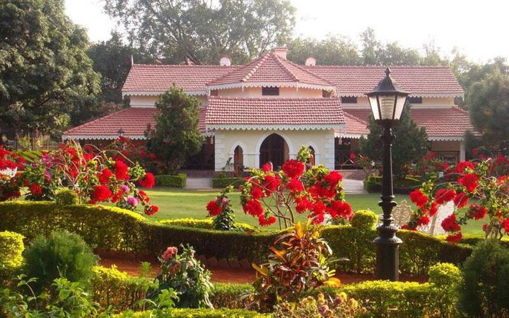 Welcomheritage Golf View - Pachmarhi