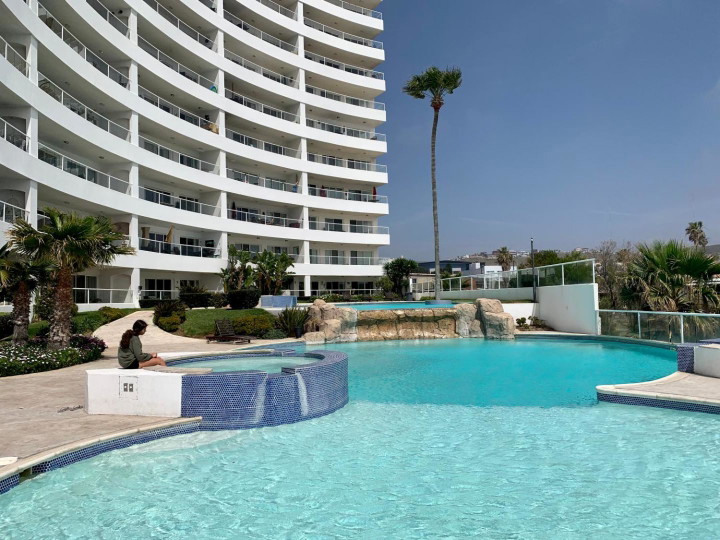 Beachfront 4 Br Penthouse - Pool Steps To Beach & Mins To Downtown - Rosarito