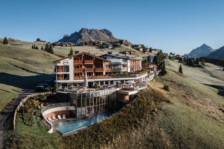 Hotel Goldener Berg - Lech