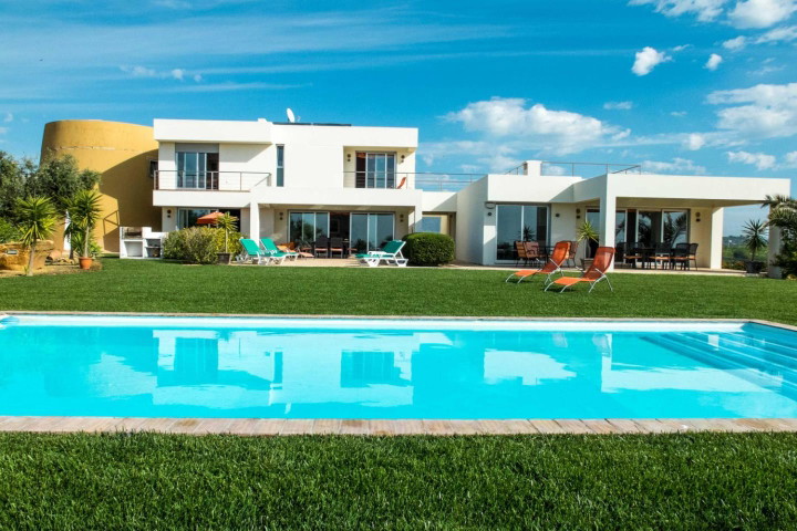 Amazing Windmillhouses - Faro