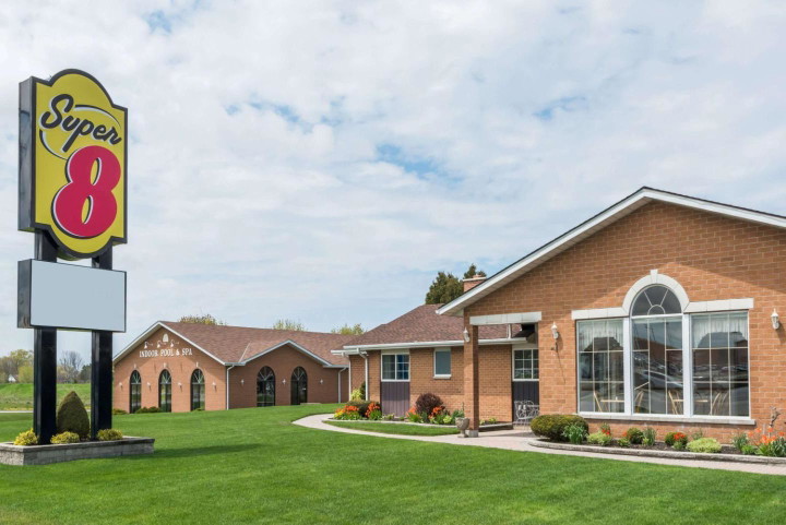 Super 8 By Wyndham Port Elgin - Ontario
