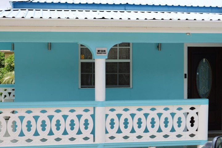 My Gem In The Caribbean - Santa Lucía