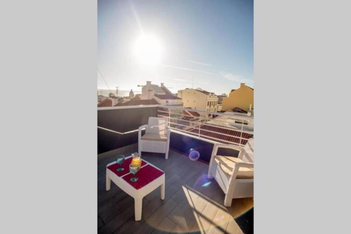 Rooftop Terrace-sao Gens Apartments - Lizbona