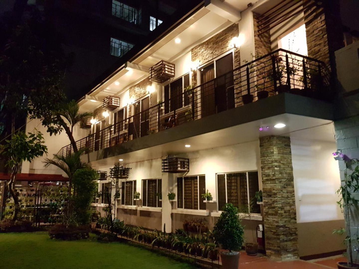New Manila Suites - Taytay