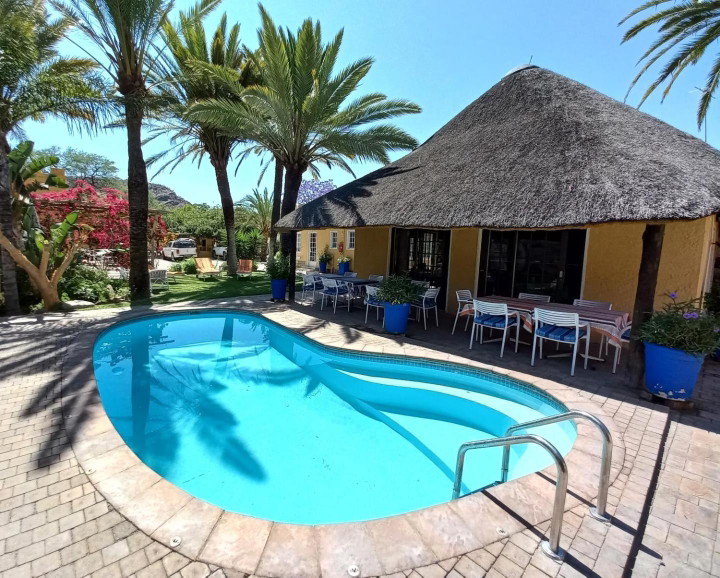 Capbon Guesthouse - Windhoek