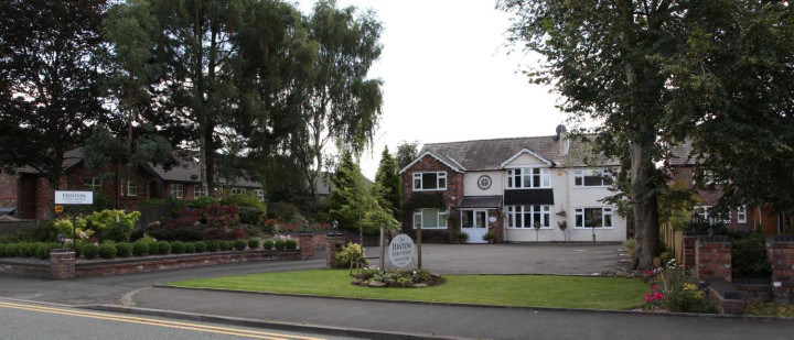 The Hinton Guest House - Altrincham