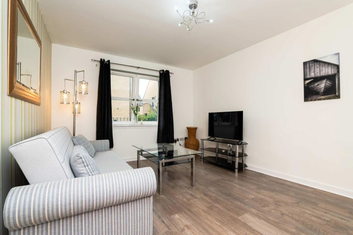 Aberdeen Spacious House - 3 Beds - Sleeps 5 With Free Parking And Fast Wi-fi - Aberdeen
