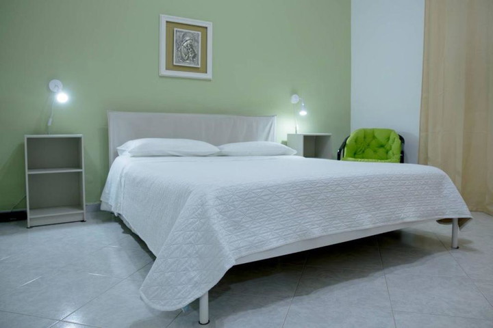 Home's Vita - Erice