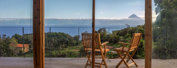 Intact Farm Resort - Pico Island