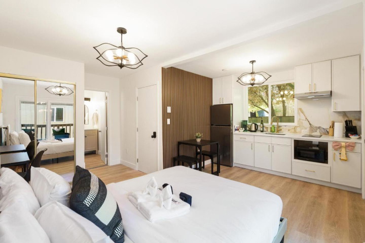 Cozy Private Studio With 1bath And Backyard Near Sfsu & Sf Transit - San Francisco, CA