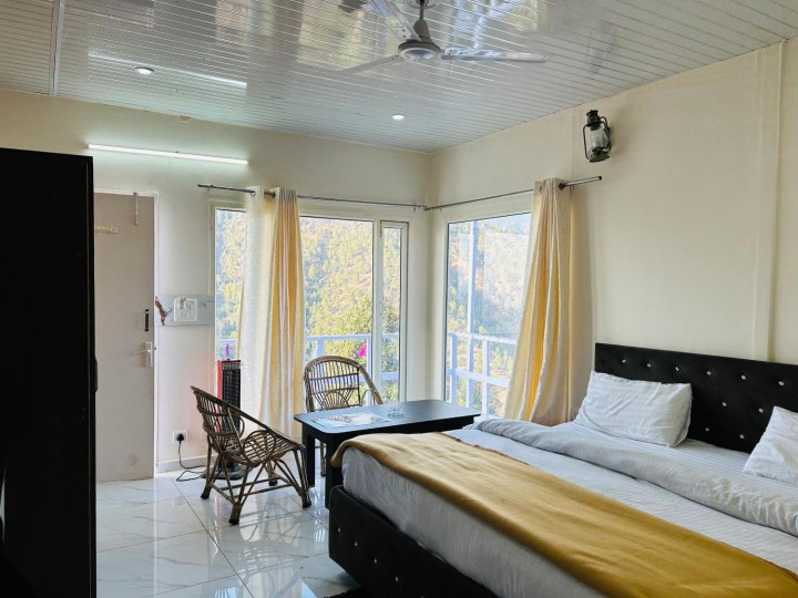 In Apple Estate Kanatal - Himalayan View Resort With Courteous Staff - Uttarakhand