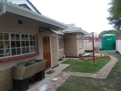 Ivy Cottage - Harare