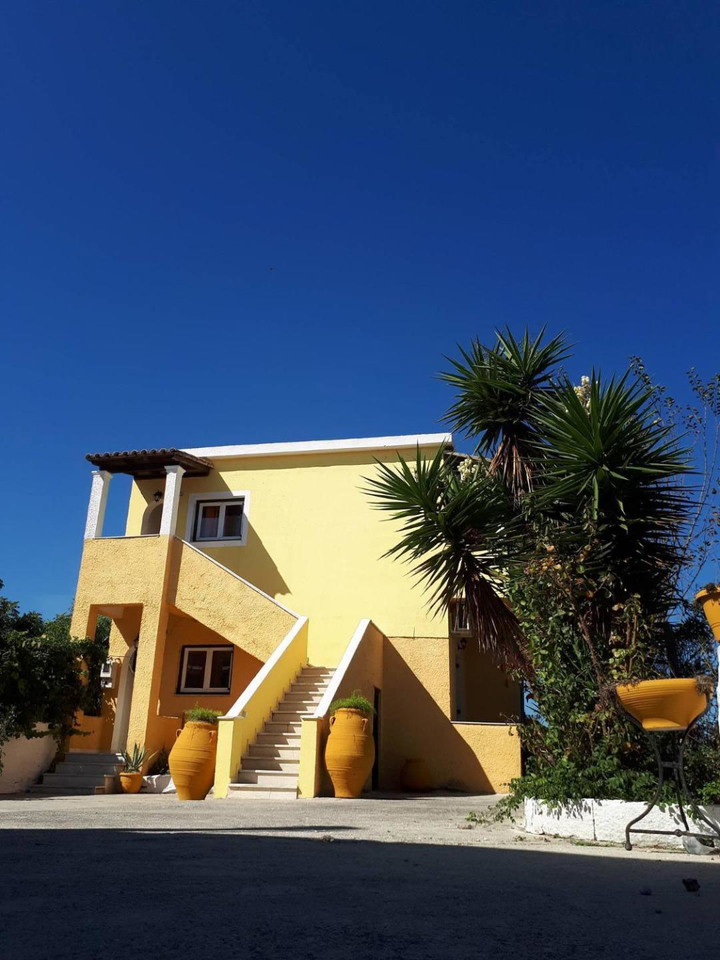 Chrysanthi Melitsa Apts. - Corfu