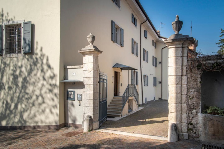 La Canonica Suite Apartments New Location - Trento
