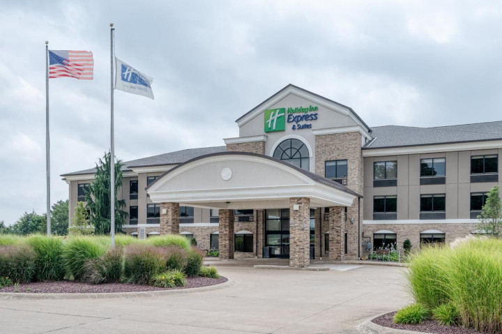 Holiday Inn Express & Suites Wadsworth By Ihg - Medina, OH