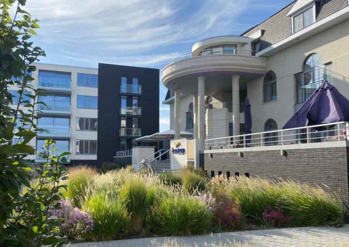 Aparthotel Acropolis - The Space Of An Apartment, The Comfort Of A Hotel - West Flanders