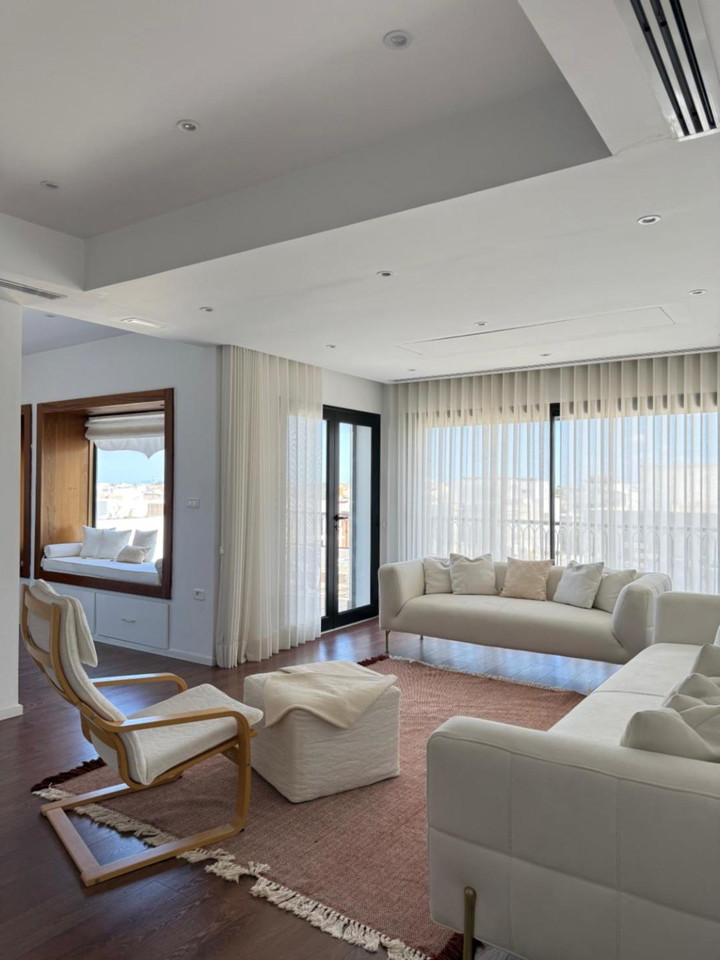 High Standing Villa Floor Close To The Airport With Shuttle - Tunis