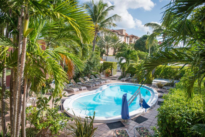 Shore Haven Resort Inn - Lauderdale-by-the-Sea, FL