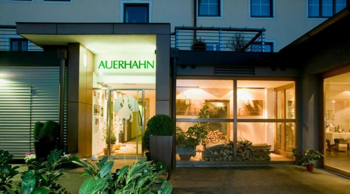 Hotel Restaurant Auerhahn - Salisburgo