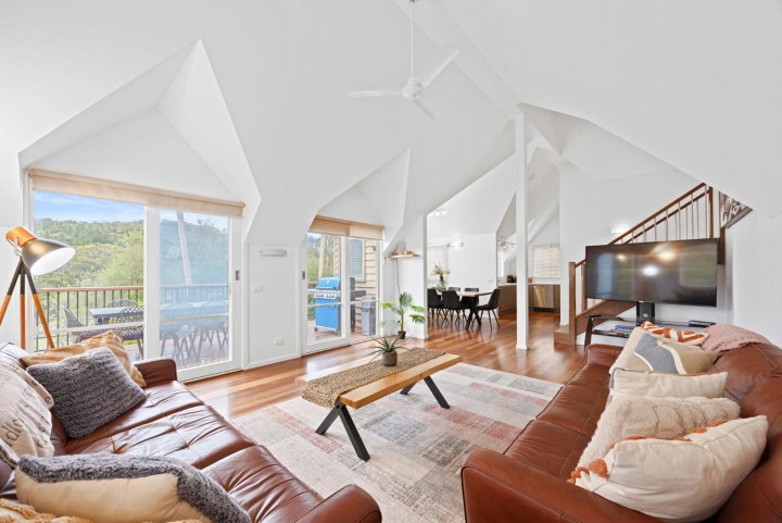 Jarrah Lodge - Sleeps 10 - Merrijig - Mount Buller