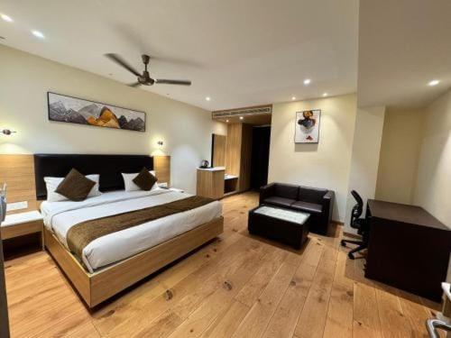 Palm Inn - Visakhapatnam