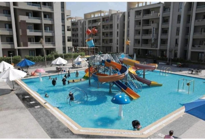 شاليه فندقي بقرية جراند هيلز الساحل الشمالي للعائلات فقط Grand Hills North Coast كود E45 - Égypte