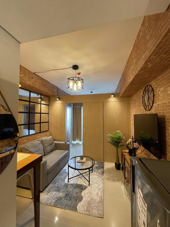 Grass Residences Industrial-themed Staycation - Quezon City