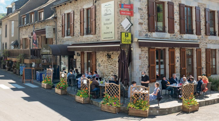 Logis Hôtel-restaurant Les Coudercous - Nasbinals