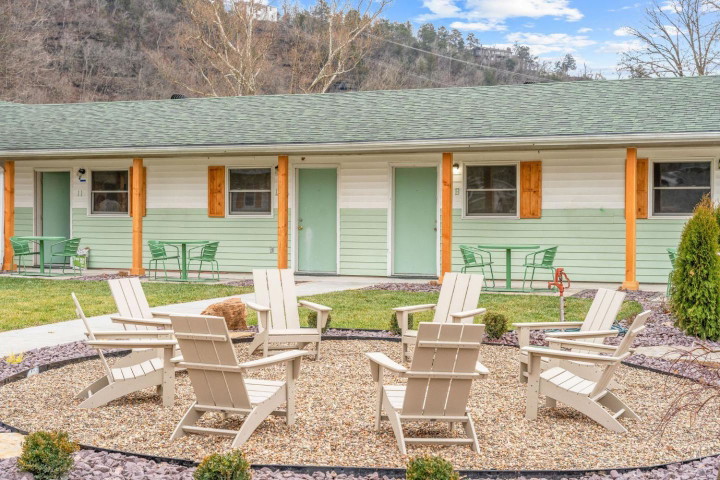 The Drift Resort - Ridgedale, MO