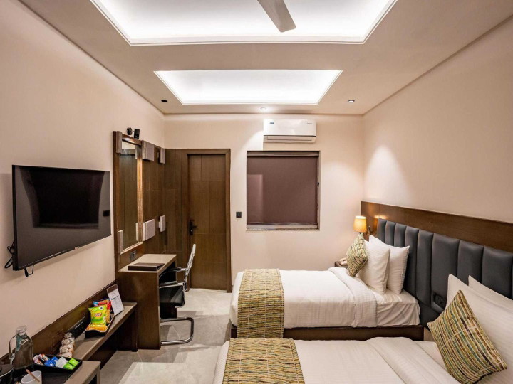 Clubhouse Hotel Raaj By Checkin - Tajnagri, Agra - Agra