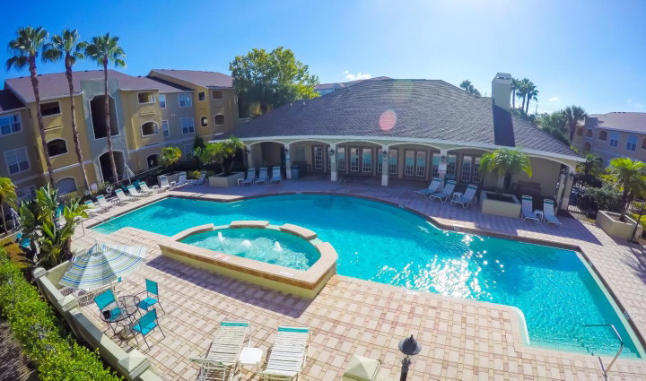 O Charming Condo Minutes From Gorgeous Clearwater Beaches O - Clearwater, FL