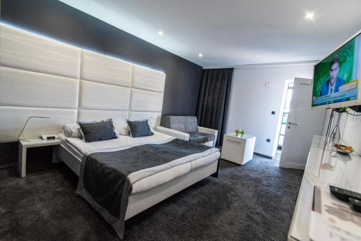 Hotel Cool Zagreb Airport - Croatia