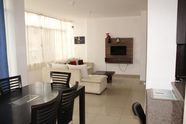Departamentos De 2 Y 3 Habitaciones En El Centro De Manta - Manta