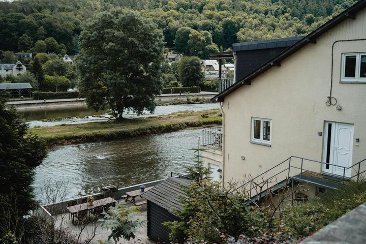 Appartementen Met Zicht Op De Rivier De Semois En Eigen Balkon - Province de Namur